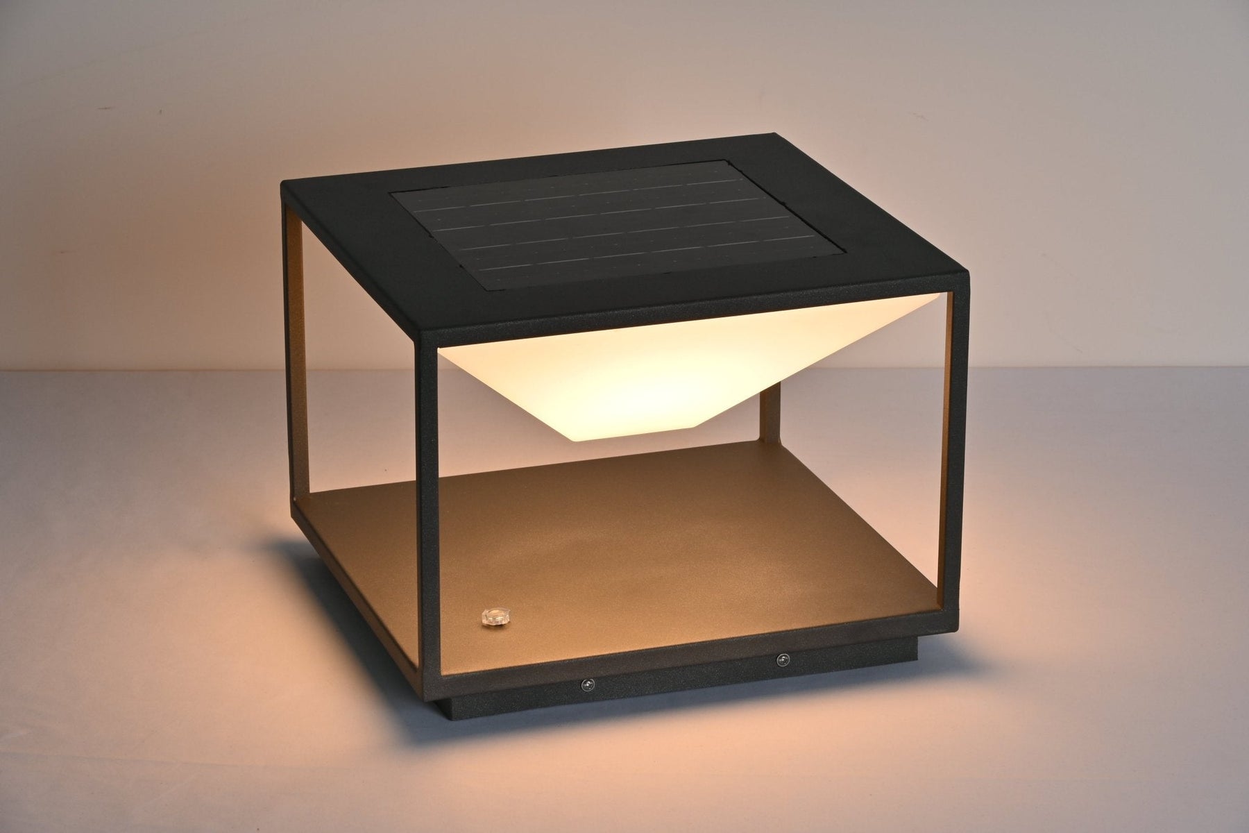 Geo Frame Solar Outdoor Light– YOVINO