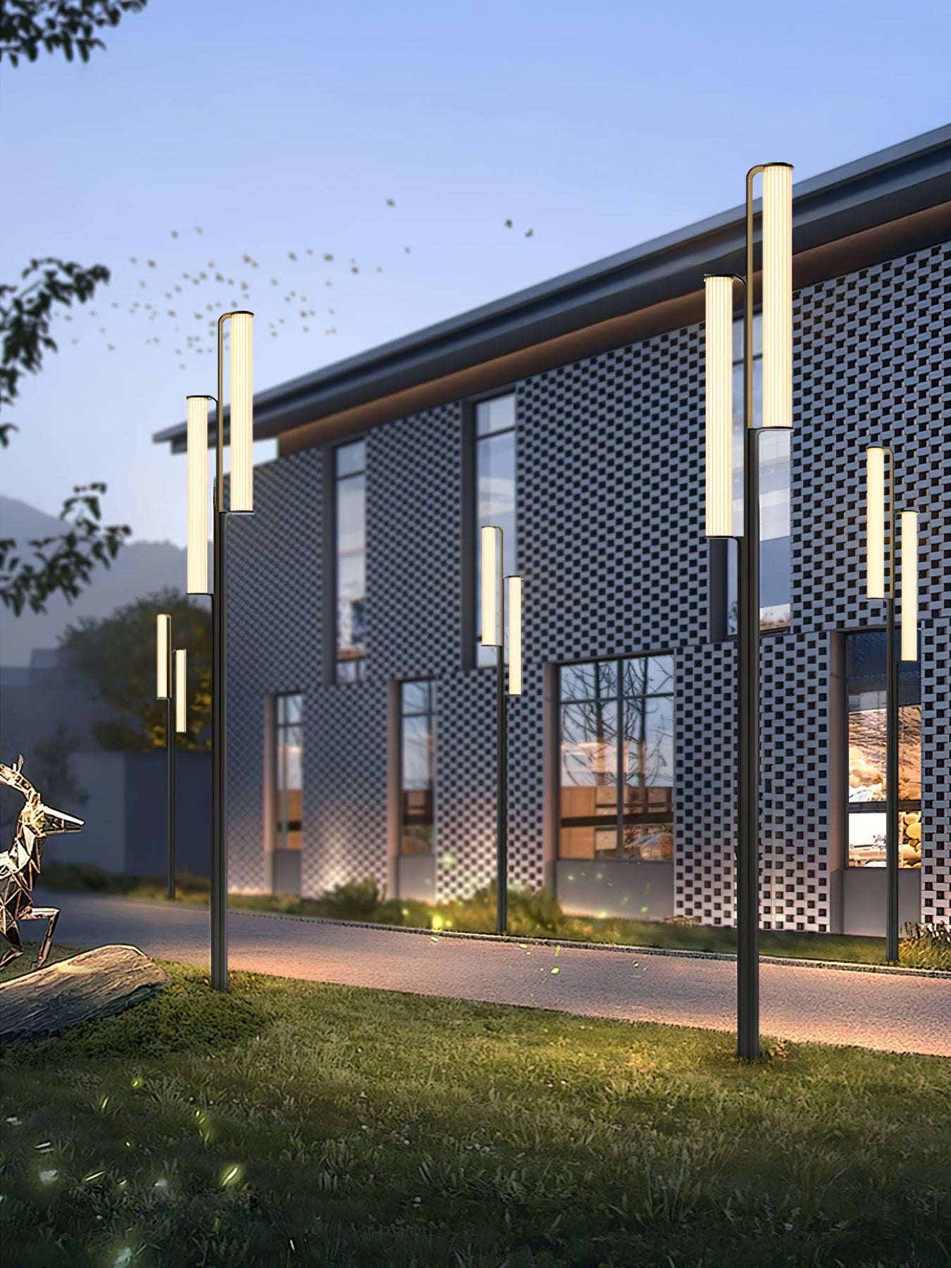 Lumo Arc Outdoor Post Lamp– YOVINO